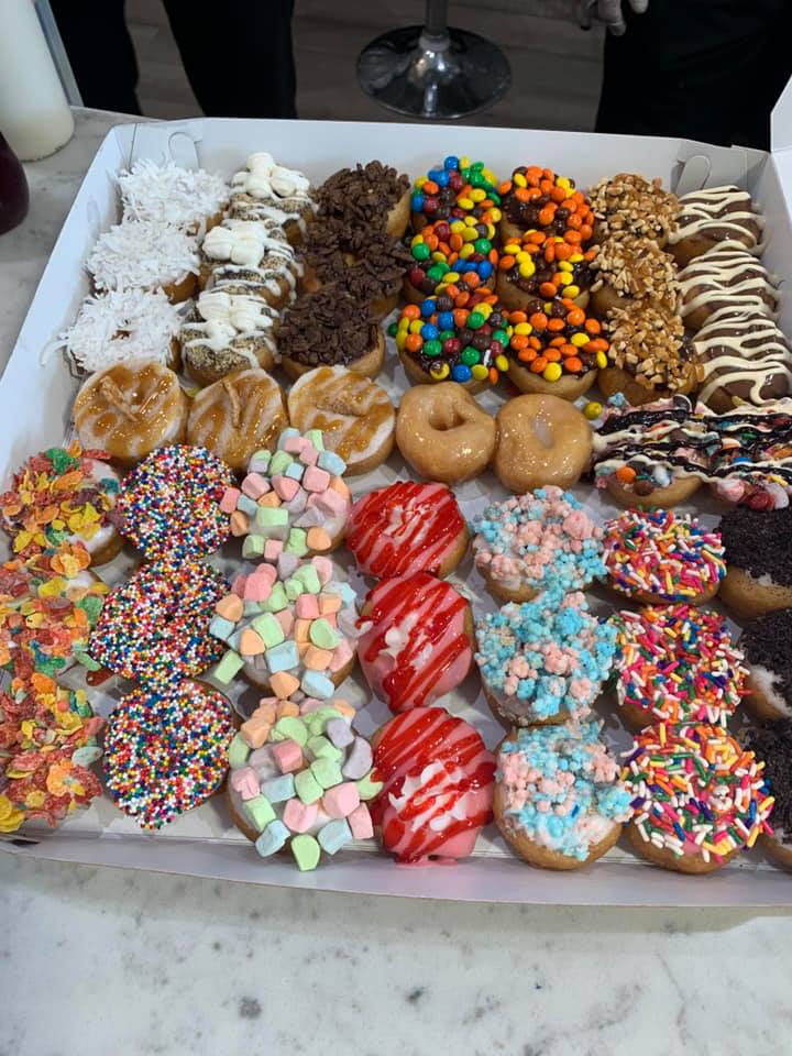 Mini Donut World (Cooper City) | Jeff Eats