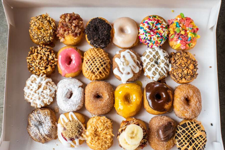 DISH OF THE WEEK (Sunday- 3/31/24- Simply Done Donuts- Tampa) | Jeff Eats