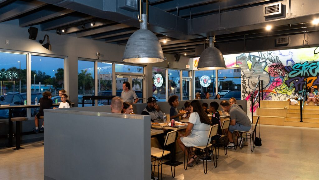 Golden LIzzard Pizzeria (Miami) | Jeff Eats