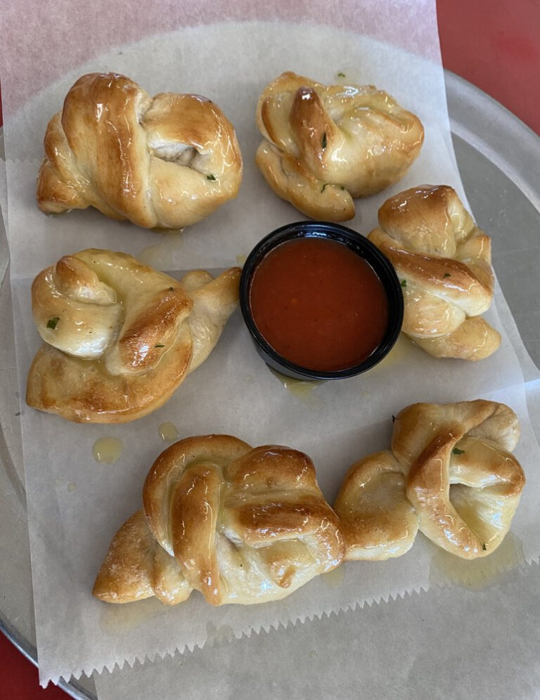 DISH OF THE WEEK (Sunday- 2/16/25- The Pizza Shop- Mount Dora) | Jeff Eats