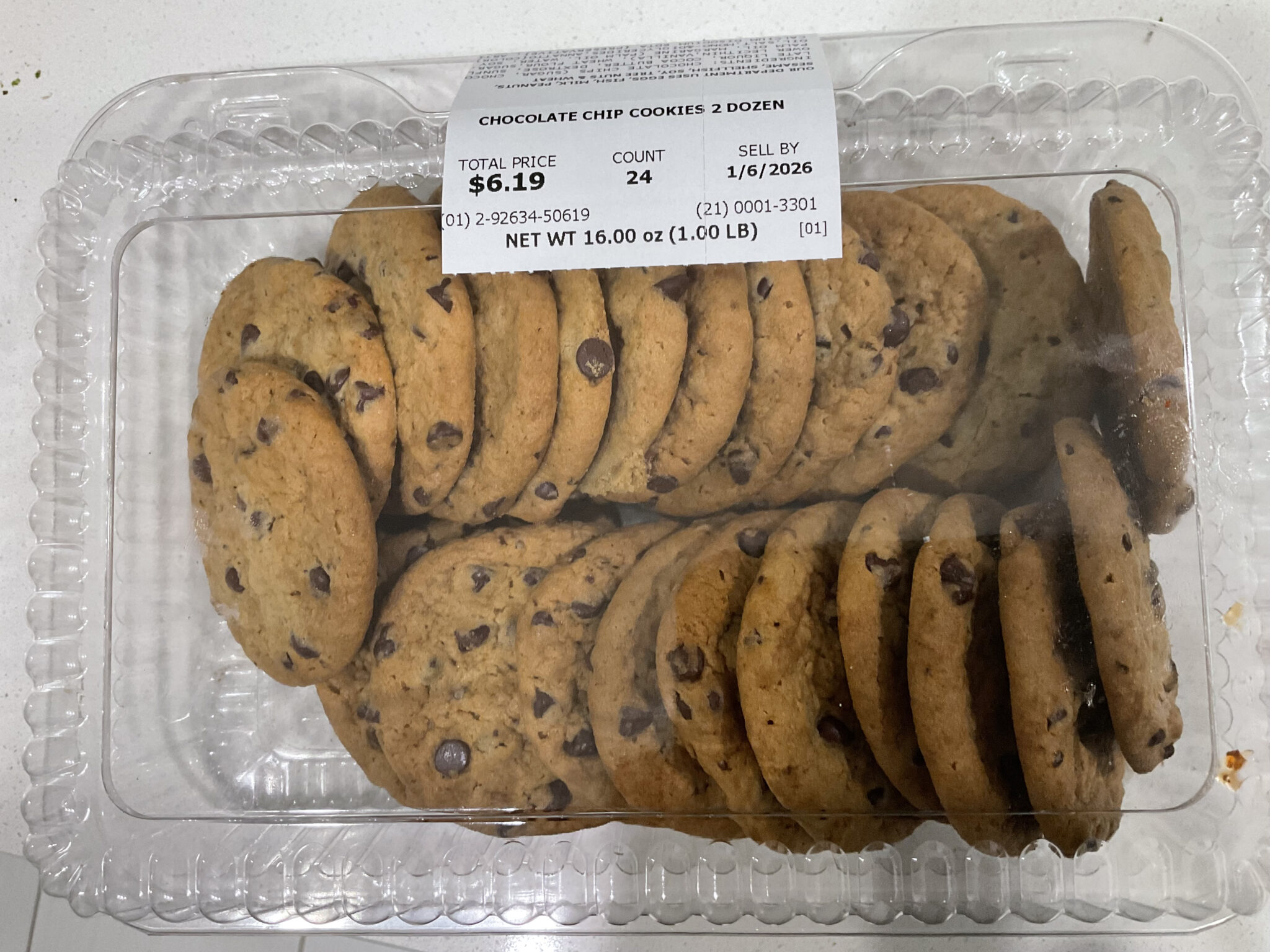 DISH OF THE WEEK- Sunday- 1/4/26- Publix Bakery Chocolate Chip Cookies ...